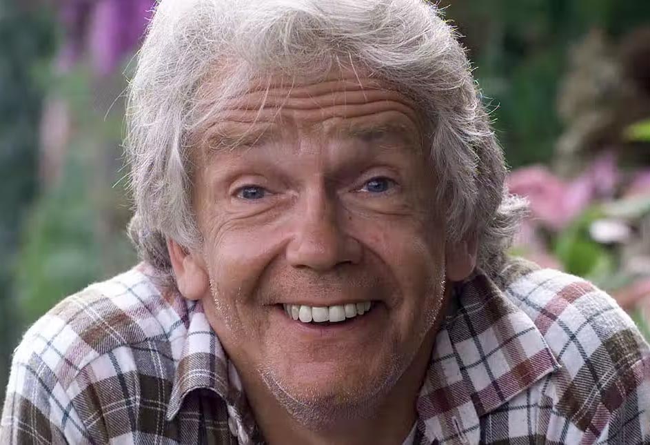 File:Tom Owen (actor).jpg - The Goon Show Depository